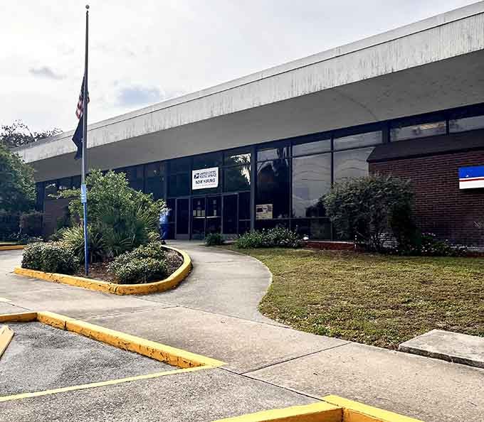 Even the post office looks inviting, which is saying something for a government building.