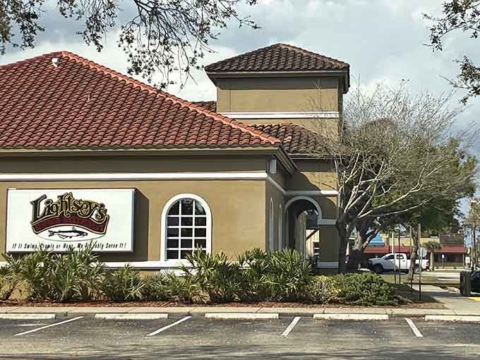 Lightsey's promises fresh seafood in a setting that feels authentically Old Florida through and through.