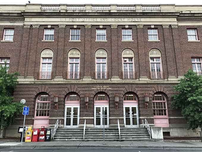 This grand post office building proves that even mail delivery once commanded architectural respect and dignity.