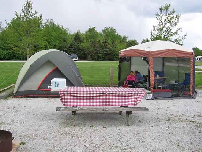 Camping here means waking up to birdsong instead of traffic, which your blood pressure will definitely appreciate.