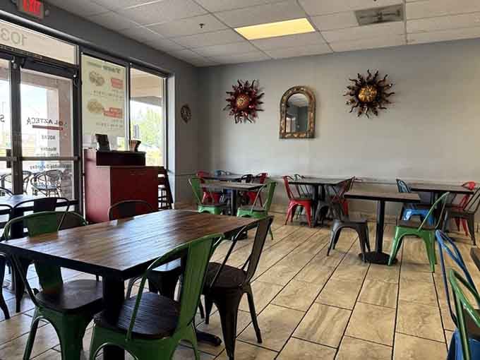 Plenty of seating for everyone, from solo diners to groups who all need their green chili burrito fix today.