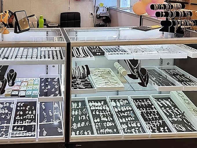 Jewelry cases sparkle with possibilities, offering elegance and style at prices that won't require a second mortgage payment.