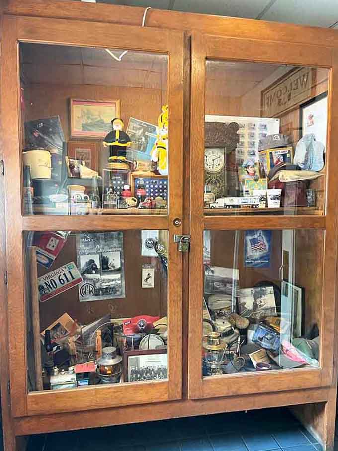 Railroad memorabilia fills every corner like a carefully curated museum, except here you get to eat while you admire history.