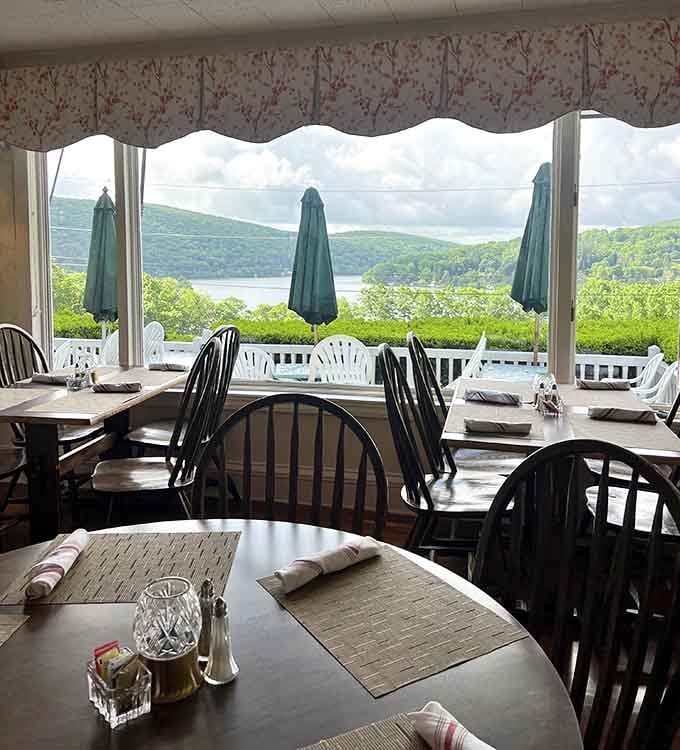 Window seats overlooking the terrace offer front-row views to the lake show, where nature provides the entertainment.