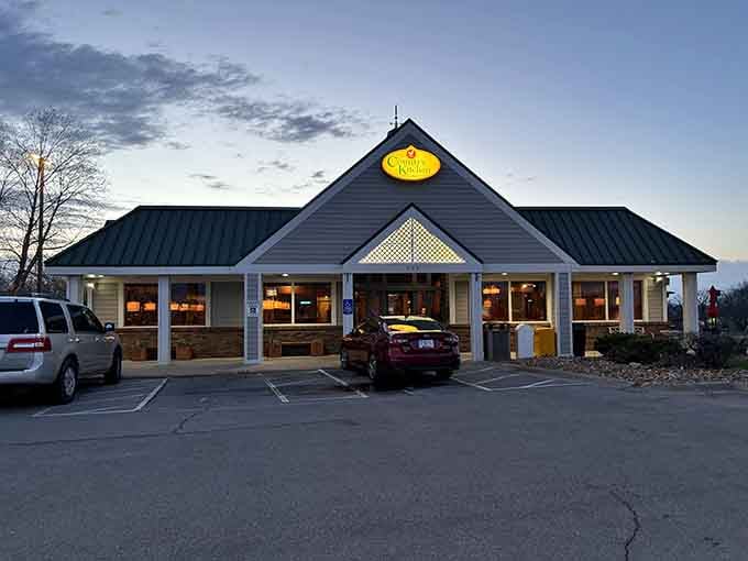 Country Kitchen delivers comfort food in a setting that feels like Sunday dinner at your favorite aunt's.