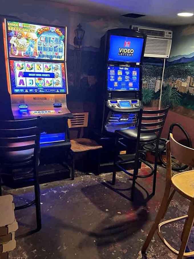 Video lottery machines add a little Vegas flair to your pizza night, keeping things interesting between slices.