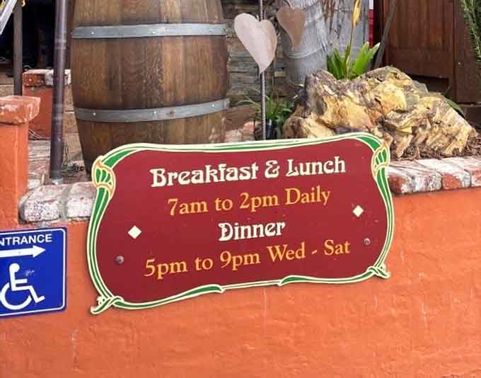 Breakfast and lunch daily until 2pm means you've got plenty of time to sleep in before brunch glory.
