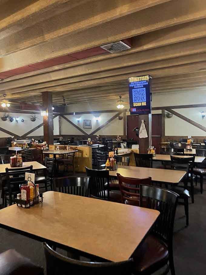 Spacious dining room with plenty of elbow room for serious eating without bumping your neighbors constantly.