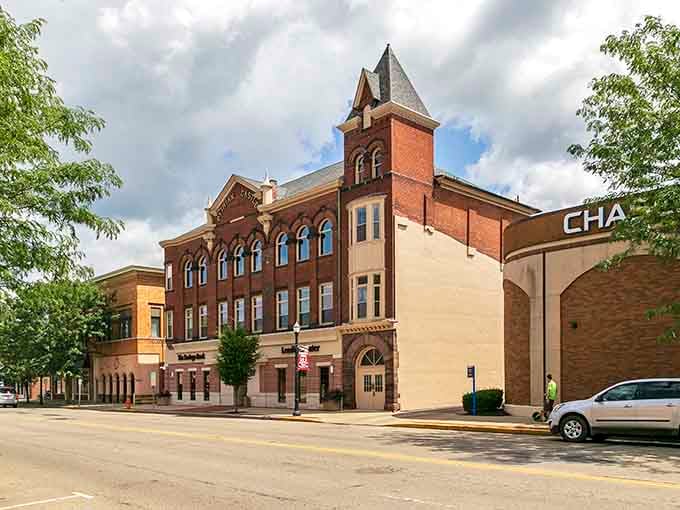 This stunning mural transforms a simple drive-through into an architectural journey through Circleville's past and imagination.