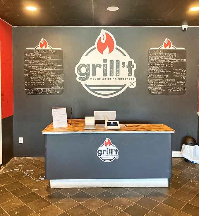 Clean, simple ordering counter with the Grill't logo front and center, ready to take your barbecue dreams.