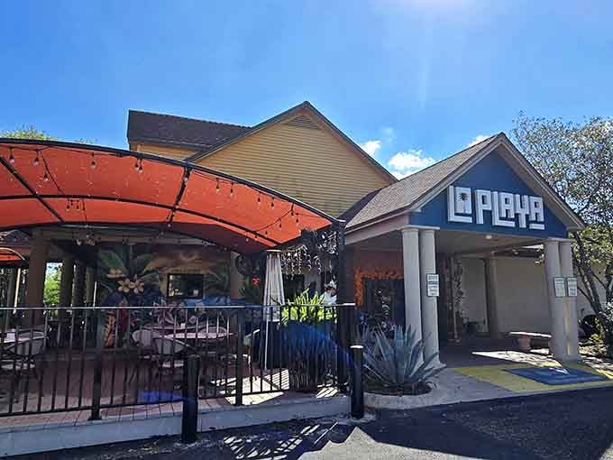 La Playa Mexican Cafe serves up authentic flavors in a welcoming space that feels like the Valley's best-kept culinary secret.