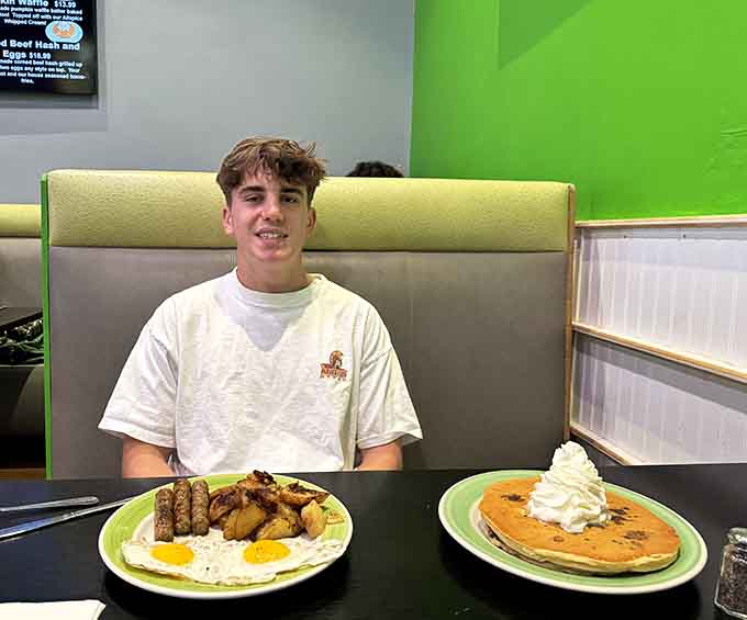 That smile says it all&mdash;this is what happens when breakfast exceeds all reasonable expectations completely.