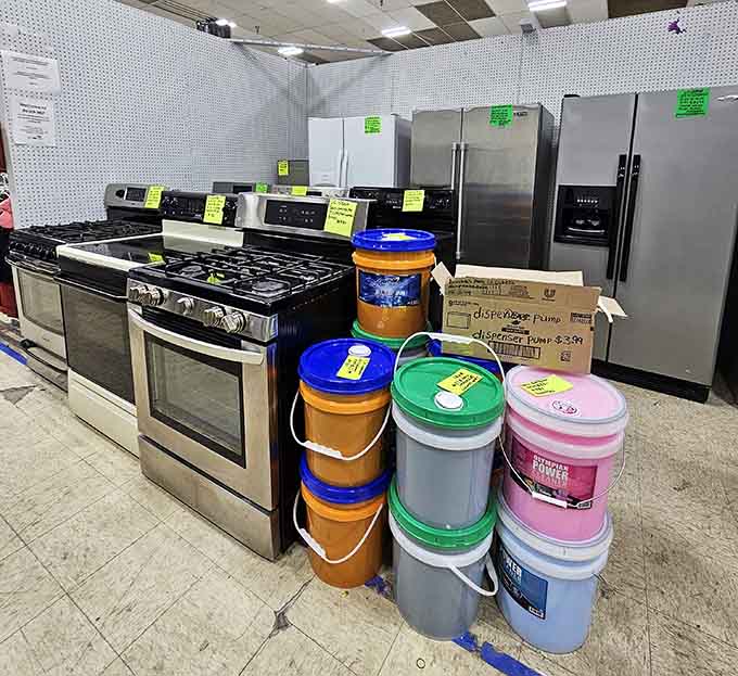 Major appliances at minor prices, turning kitchen upgrades from pipe dreams into actual weekend projects.