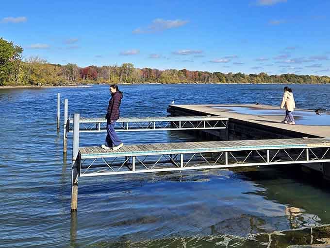 The floating dock system lets you walk right out over the water, living your best lakeside life one step at a time.