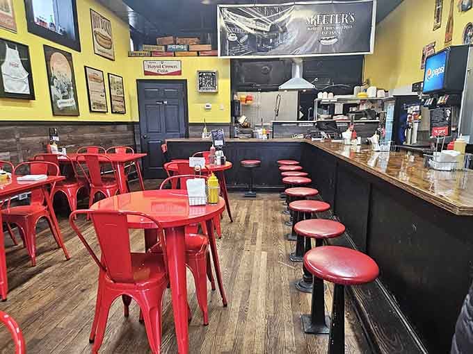 Plenty of seating means you can settle in, relax, and enjoy your meal without feeling rushed or cramped.