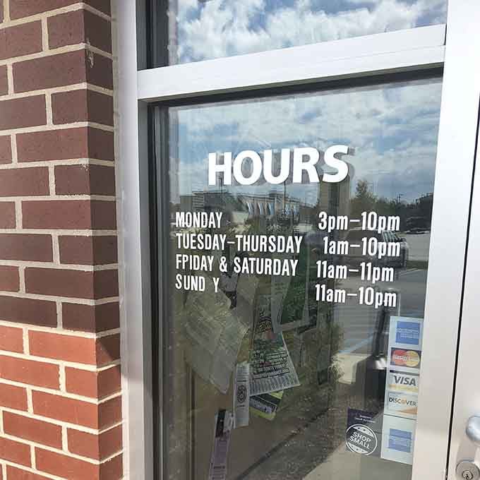 Open seven days a week with generous hours means your pizza craving can be satisfied almost anytime.