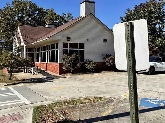 Classic Southern architecture with plenty of parking, because good food should never require a hiking expedition to reach.