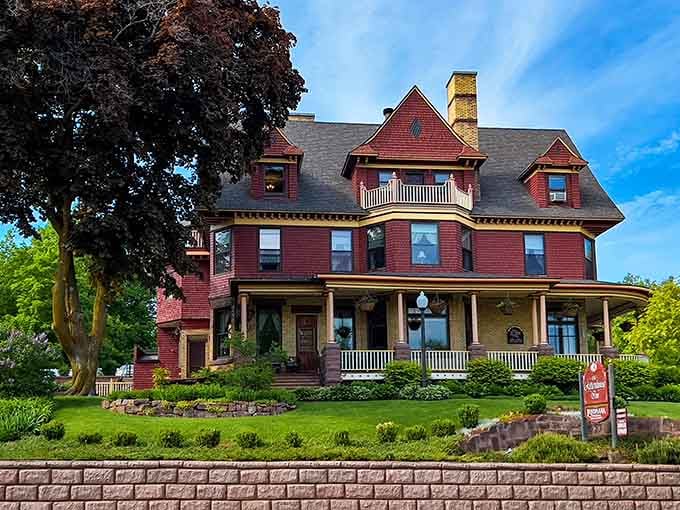 Old Rittenhouse Inn's Victorian grandeur makes you feel like you've stepped into a classier, more elegant era.