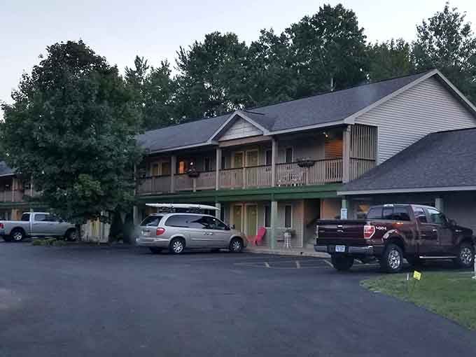 The Bellaire Inn offers lodging that's comfortable without pretending to be a five-star resort in disguise.