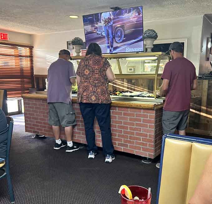 Enjoy a welcoming, relaxed meal at the Cambridge Diner, where friendly service and a comfortable atmosphere make every visit special.