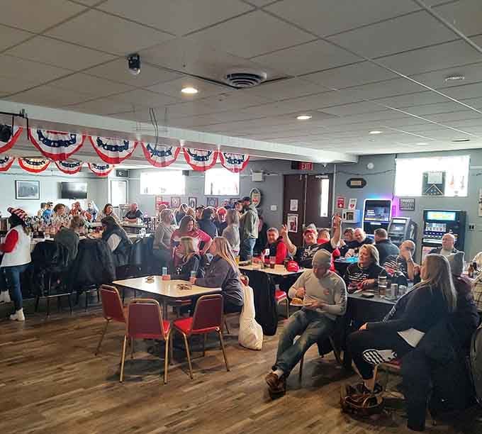 Packed tables and genuine smiles capture the spirit of a place where good food brings the whole community together.