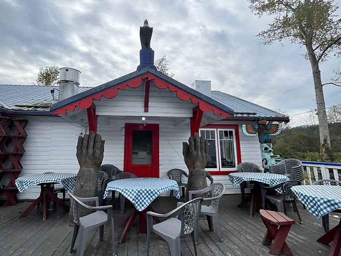 Outdoor seating with character to spare, because sometimes the best meals happen under the Pacific Northwest sky.