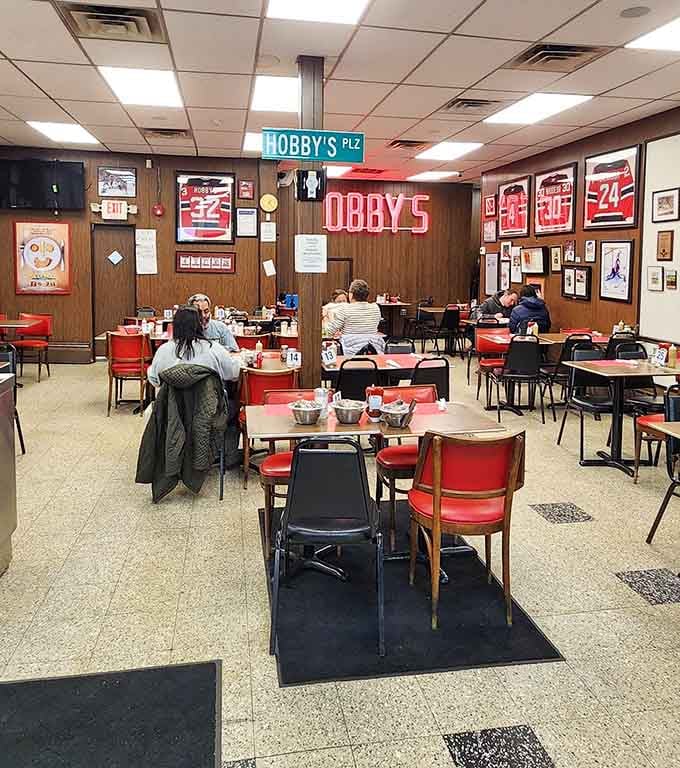 Real people enjoying real food in a real deli, no pretense required or desired here.