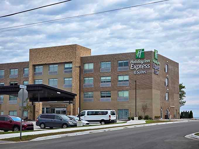 Modern accommodations for visitors who want to test-drive Oscoda before committing to the affordable dream life here.