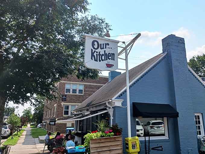 That vintage sign has been guiding hungry Minneapolis folks to breakfast happiness for longer than most of us have been alive.