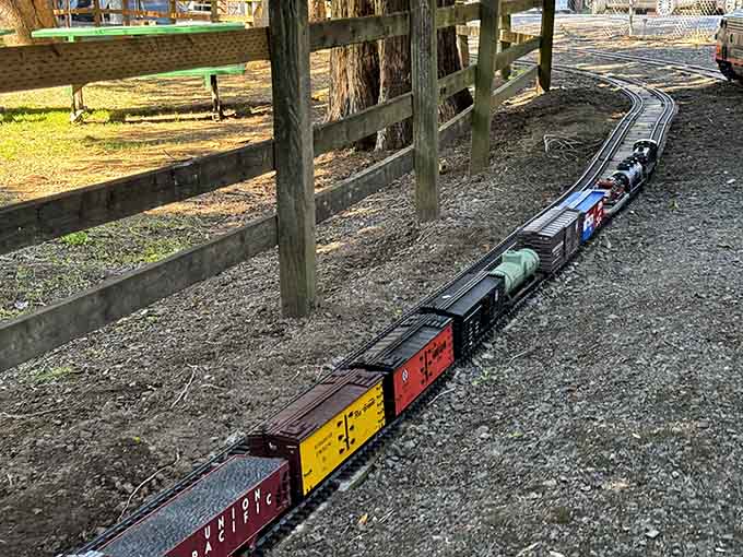 Even the smallest trains get their moment, this colorful consist proving that good things come in tiny packages.