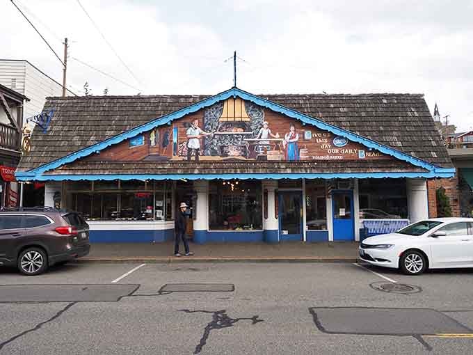 That bright blue trim and festive mural celebrate Norwegian heritage with the enthusiasm of a thousand Viking festivals combined.