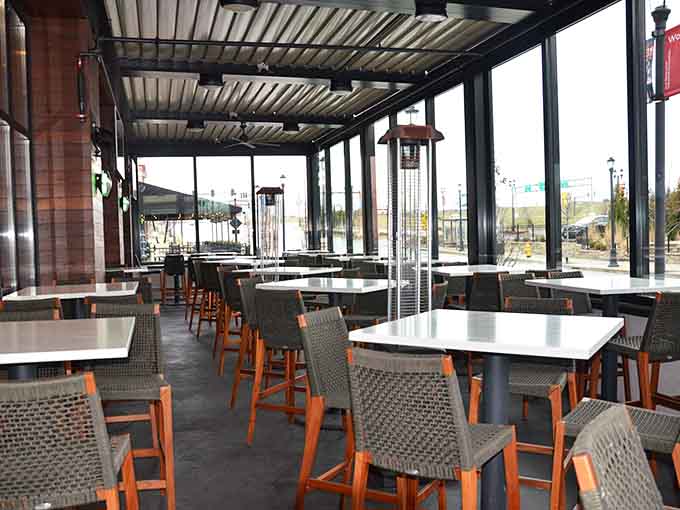 Patio dining that lets you enjoy Missouri weather while feeling good about your carbon footprint and your lunch choice.