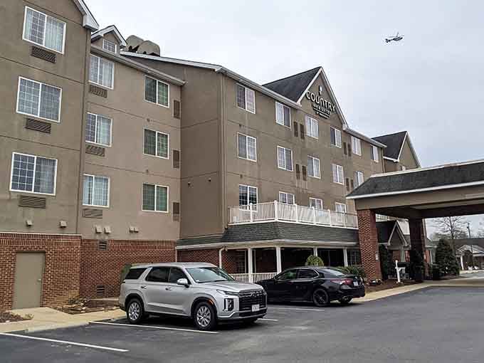 Country Inn & Suites offers comfortable lodging at rates that won't require you to skip meals for a week.