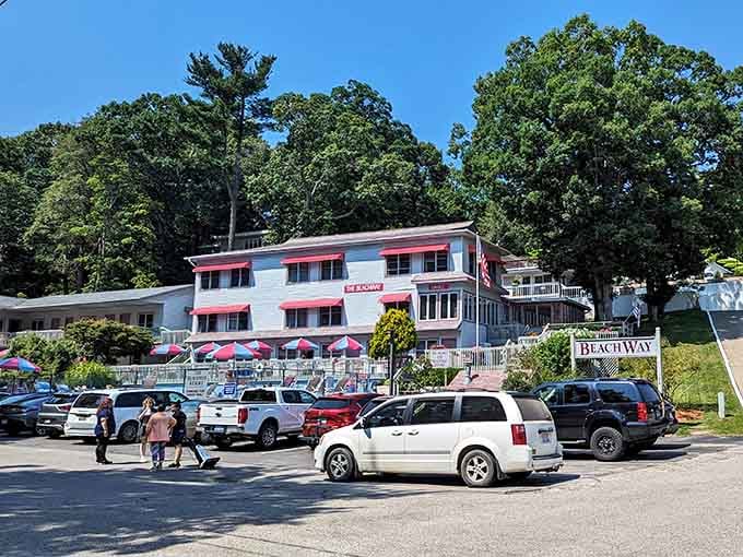 BeachWay Resort's retro charm recalls simpler vacation days when motels had personality and reasonable rates.