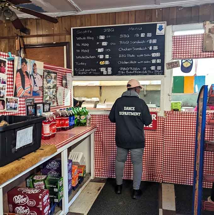 The order counter where dreams are placed and delicious reality is served moments later with a smile.
