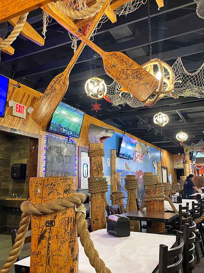 Rope-wrapped columns and hanging kayaks make you feel like you've stumbled into a coastal fishing village, Indiana-style.