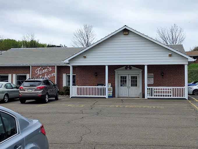 The front porch with white railings gives off serious hometown charm that immediately puts you in the breakfast mood.