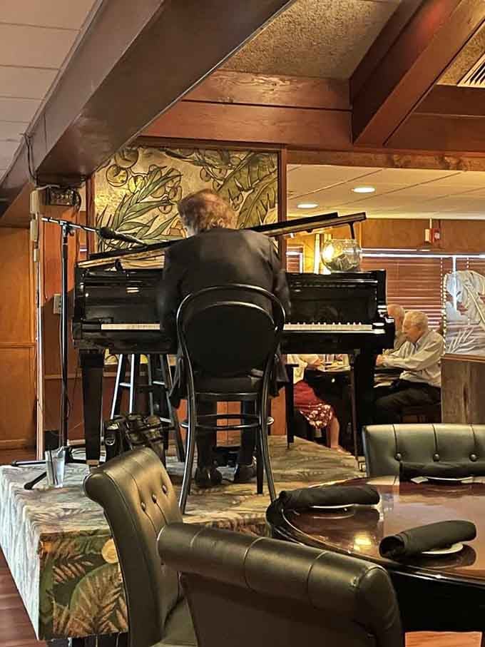 Live piano music adds sophisticated soundtrack to your dinner, because great steaks deserve their own theme song.