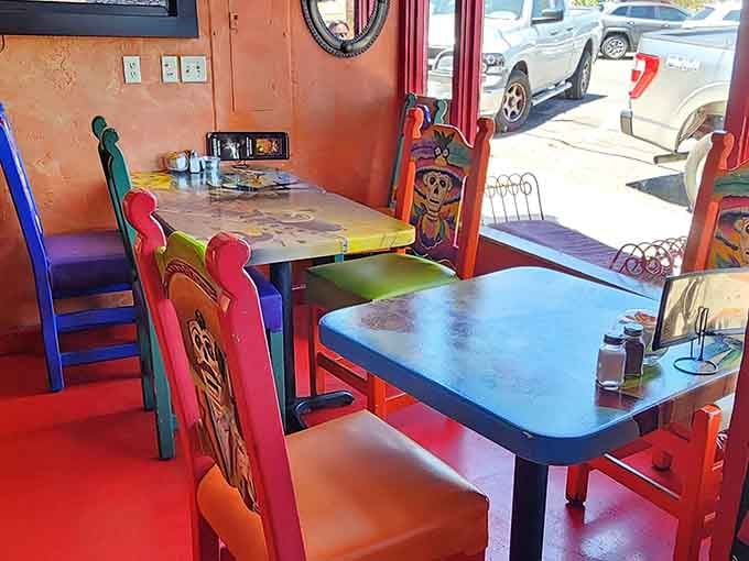 Window seats offering the perfect spot to watch Jerome go by while contemplating your next order and life's simple pleasures.