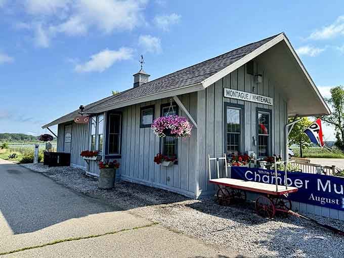 The Chamber of Commerce building welcomes visitors with hanging flowers and that small-town hospitality you've been missing.