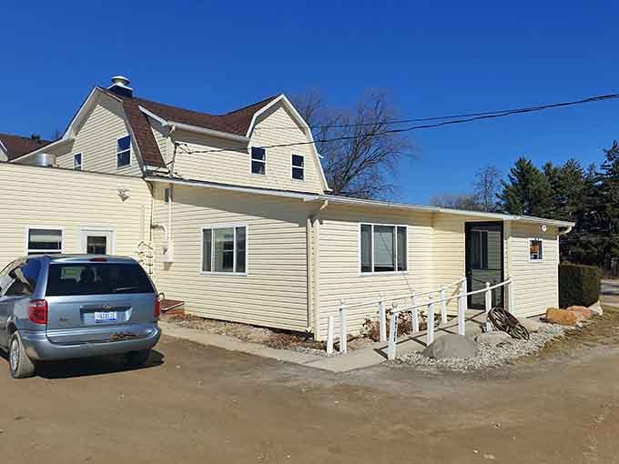 The unassuming exterior hides a treasure trove of comfort food that's been feeding happy people for longer than most can remember.