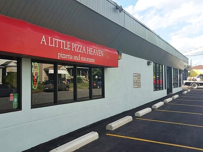 Plenty of parking means the hardest part of your visit is deciding what to order first.