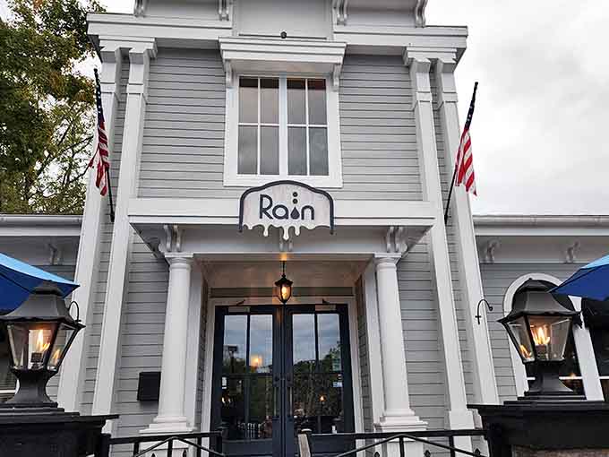 Gas lanterns flanking that welcoming entrance promise the kind of dining experience worth dressing up for tonight.