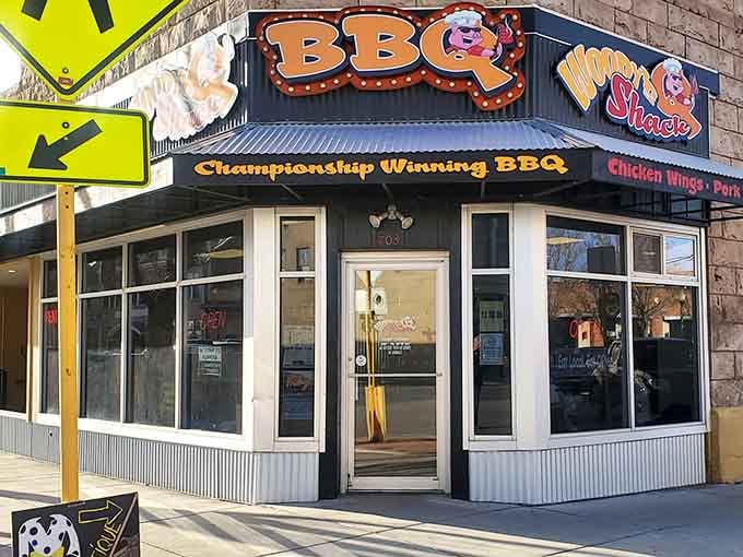 Woody's Q Shack promises championship BBQ that'll make you reconsider everything you thought you knew about Colorado cuisine.