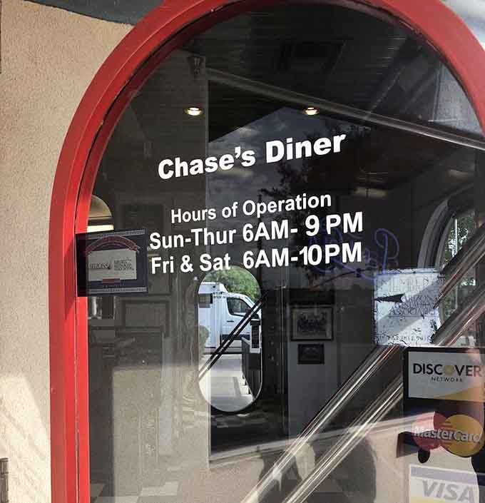 Open early enough for breakfast lovers and late enough for those evening milkshake emergencies we all experience.