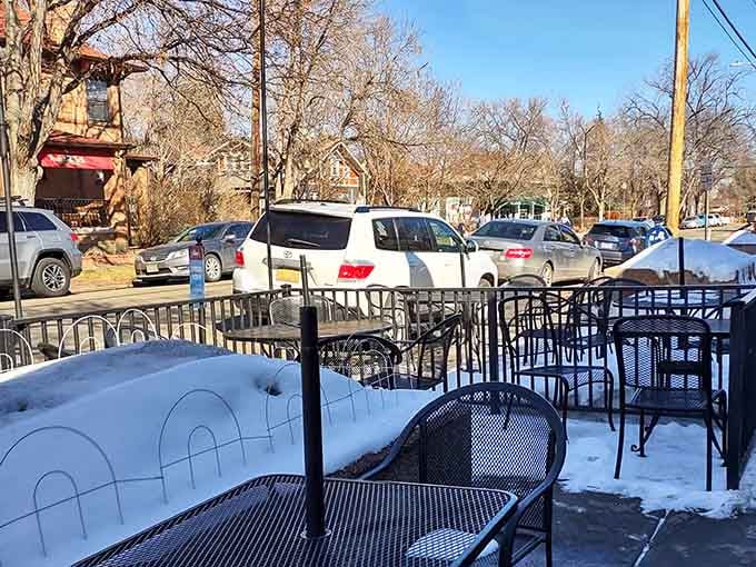 When the parking lot is this full, you know the locals have spoken and they're saying get here early.