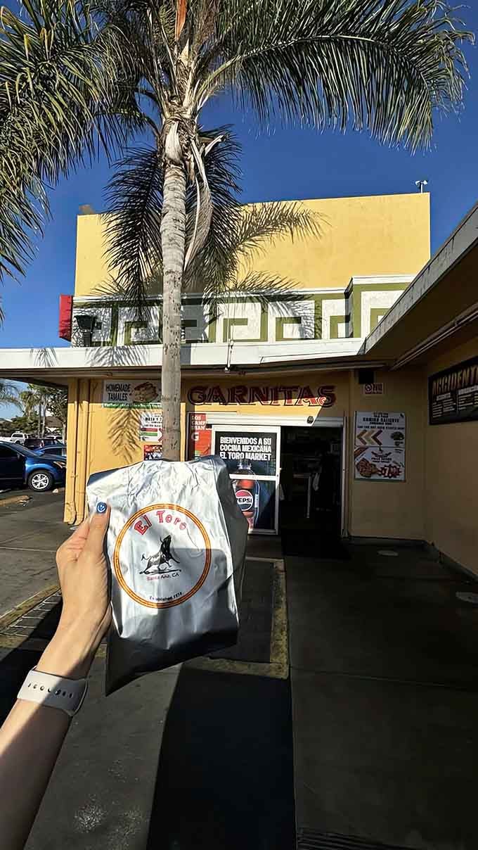 Walking out with takeout bags means you've just made the smartest decision of your entire week.