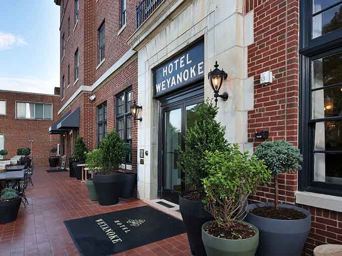 Hotel Weyanoke brings boutique hotel sophistication to downtown Farmville without losing that welcoming small-town warmth inside.