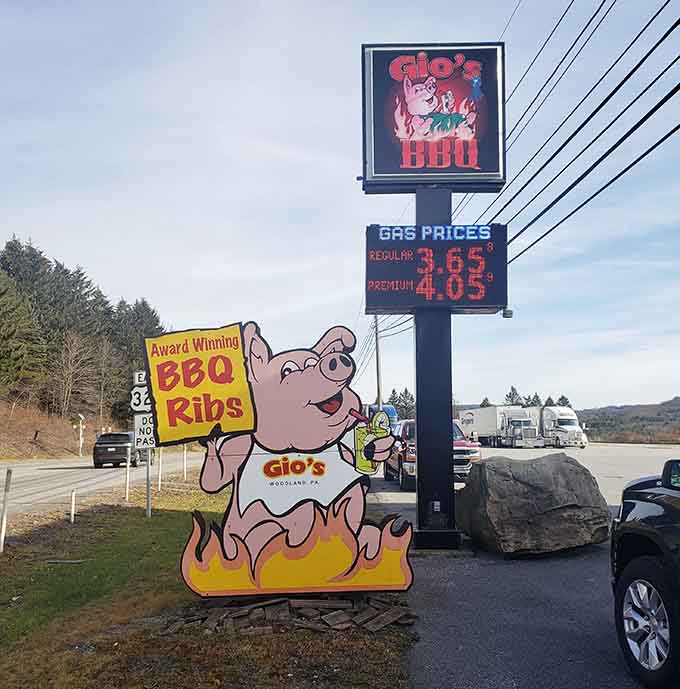Roadside signage that doesn't oversell: when your ribs are this good, a simple announcement suffices perfectly.