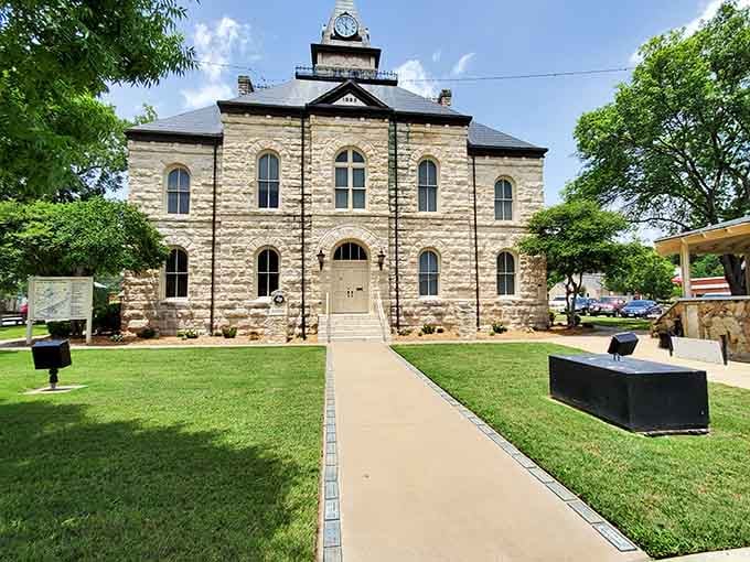The Somervell County Courthouse stands proud and pretty, anchoring a town square that could absolutely star in movies.